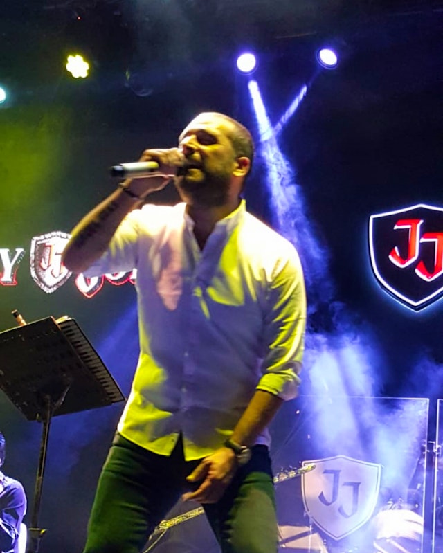 Bloggercube | Direct Contact With Your Idols!